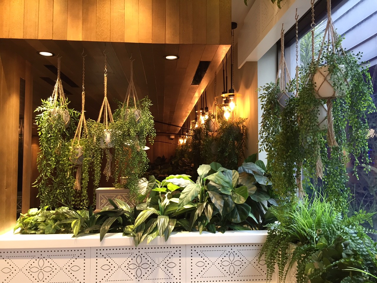 Artificial plants for Hanging Plants, vines, ivy and baskets